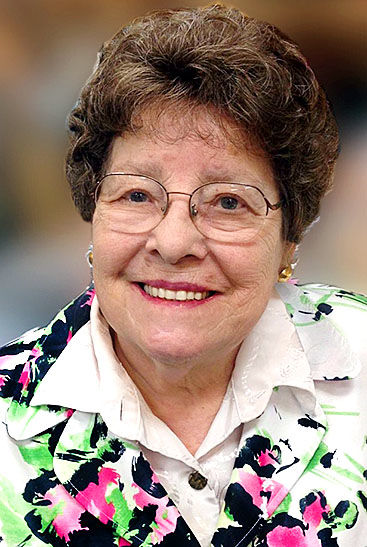 Ruth Tollefson | Obituaries | leadertelegram.com