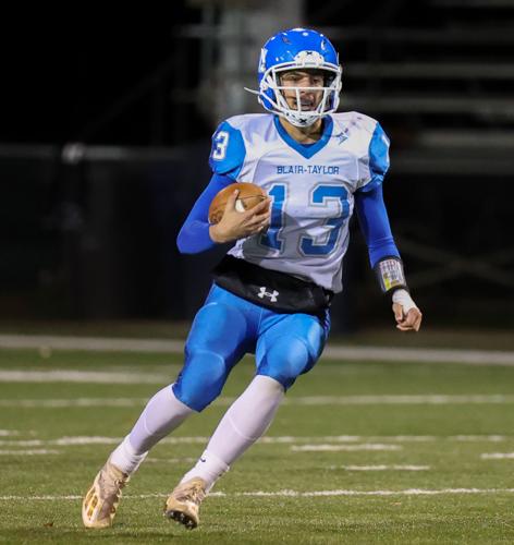 Photo gallery: Blair-Taylor at Regis football | Sports | leadertelegram.com