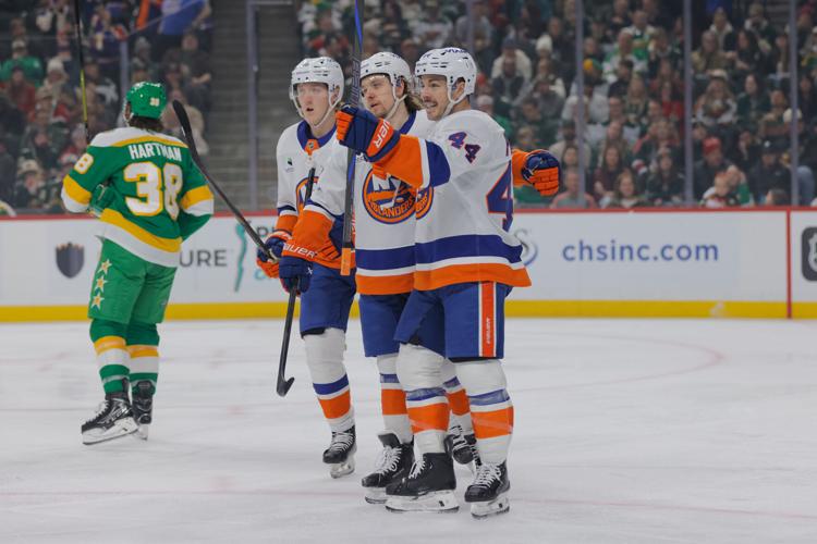 Simon Holmstrom's second goal gives Islanders a 4-3 overtime win over ...