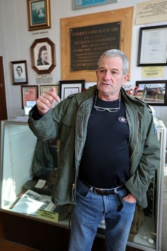 SC man visits WI hometown of WWII nurse who saved dad | Front Page ...