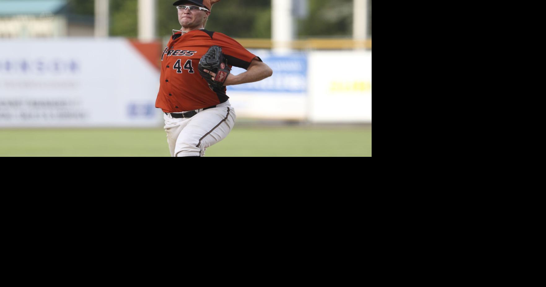 Denoyer makes final appearance for Express in loss | Sports ...