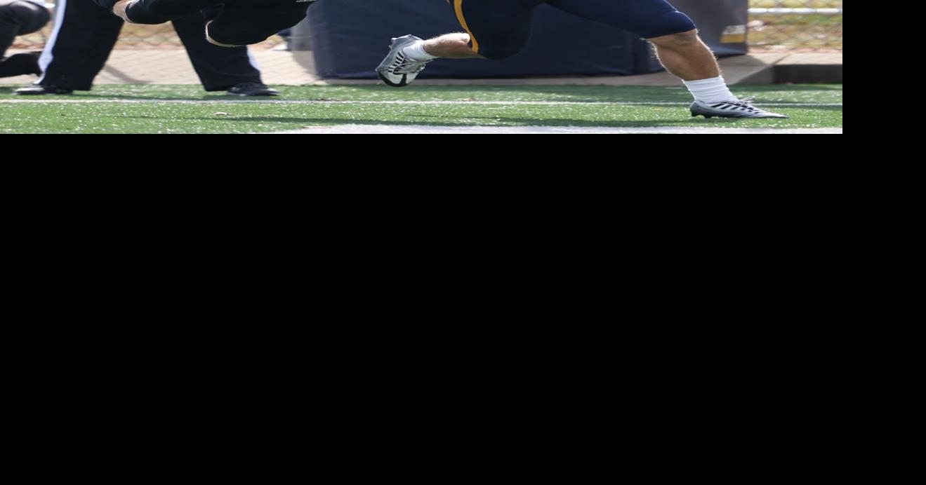 Blugold football understands shared responsibility for team | Sports ...