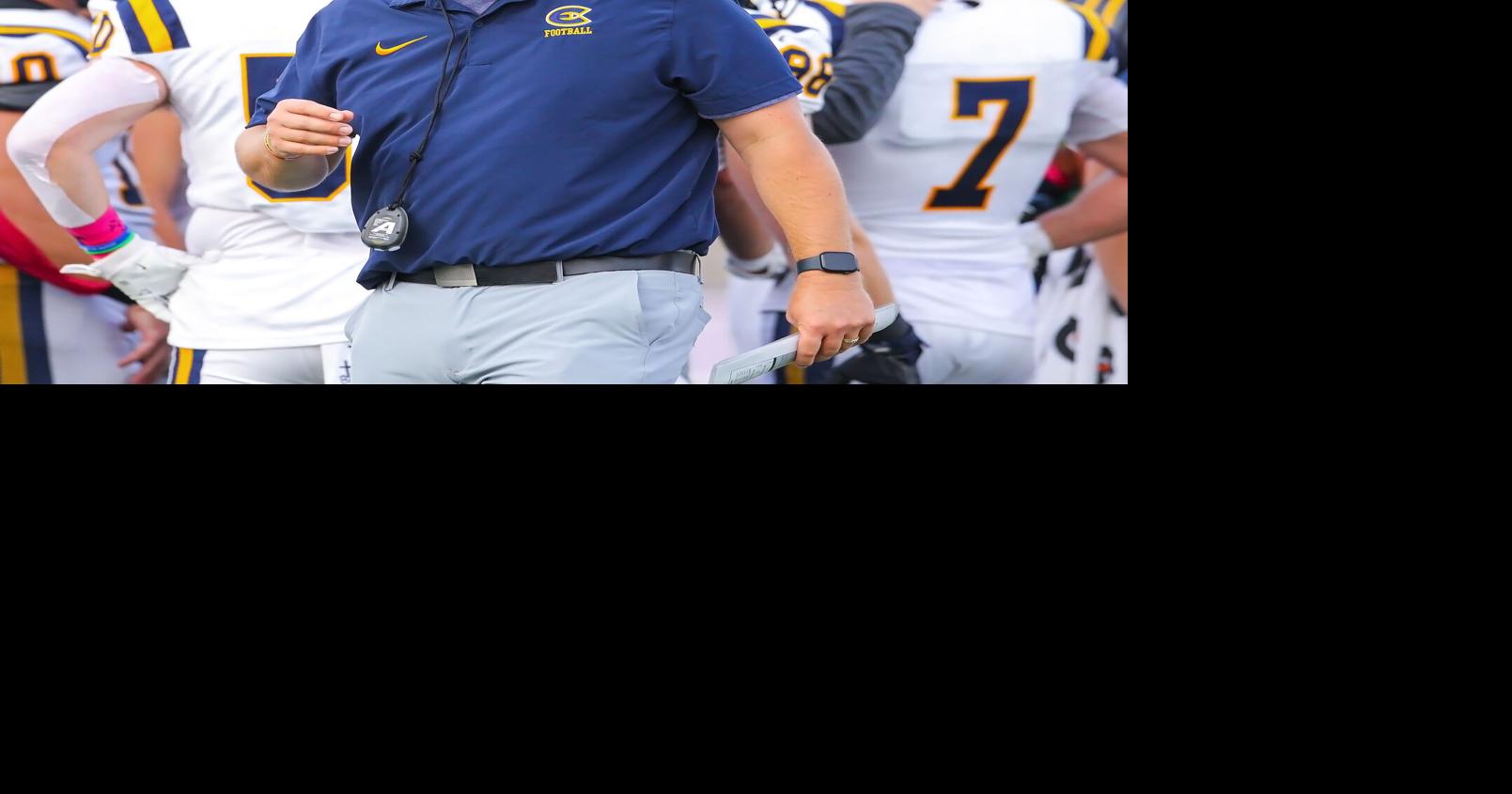 Expectations are sky-high for Blugold football team | Local Colleges ...