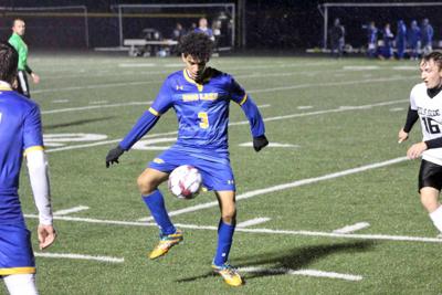 Prep roundup (8/25): Chakouri distributes 3 assists in Rice Lake's ...