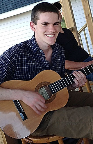 Sean Turner | Obituaries | leadertelegram.com