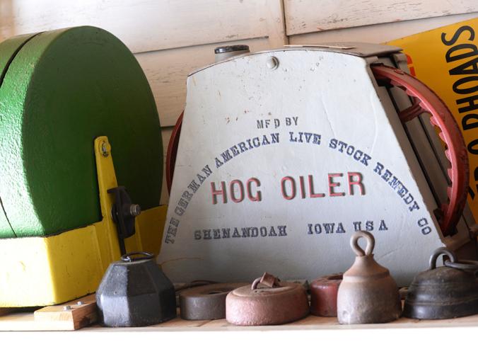 From hog oilers to horn weights, Matznick keeps collecting | Country ...