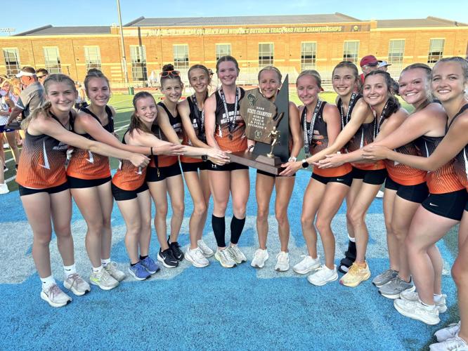 Bloomer ends championship drought by winning girls state track title ...