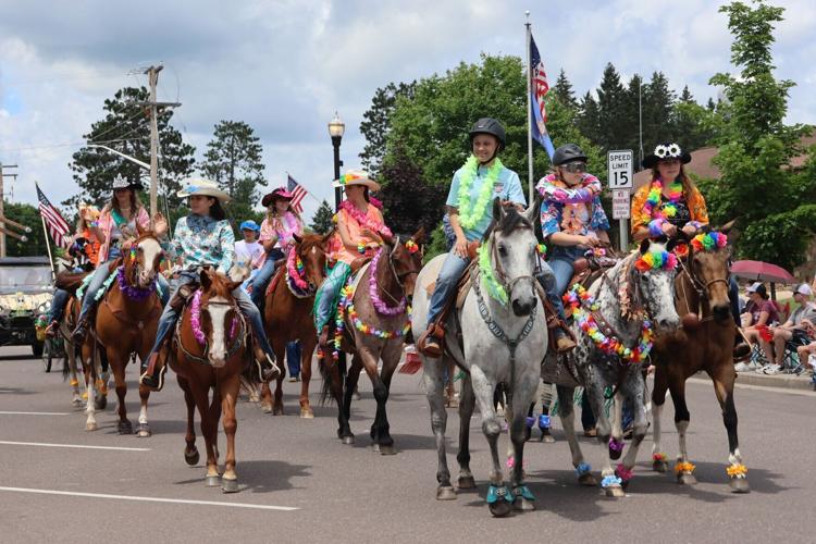 Musky Fest enjoyed by throngs of visitors | Country Life News ...