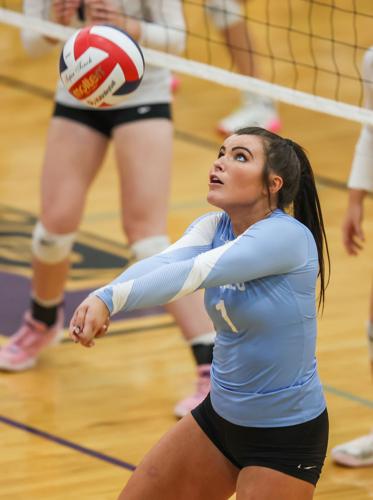 Prep volleyball: Memorial sweeps rival North in crosstown showdown ...