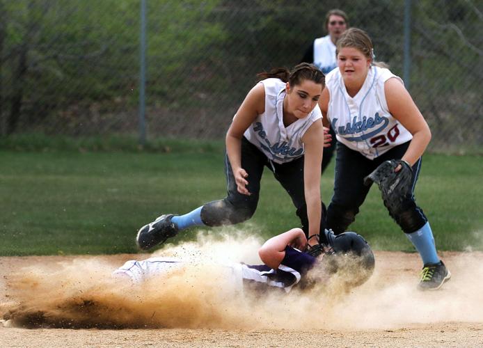 Softball: Abes take nightcap to snap streak of 17 straight intracity ...