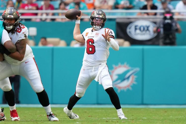Panthers, Buccaneers battle for NFC South title in matchup of teams ...