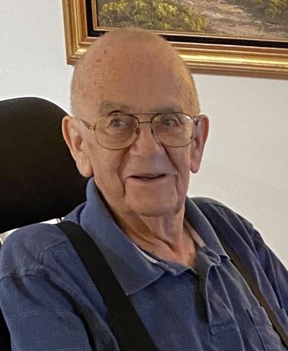 Lyle Kelly | Obituaries | leadertelegram.com