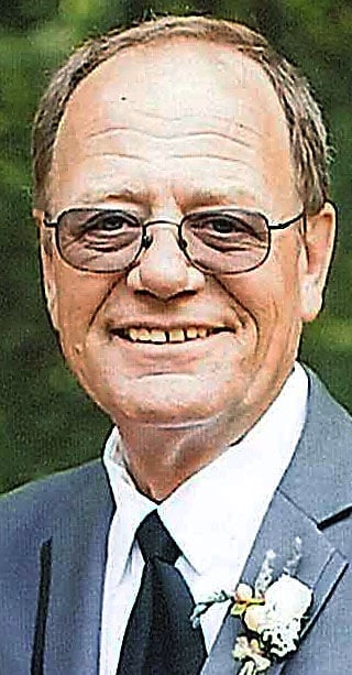 Robert Henneman | Obituaries | leadertelegram.com