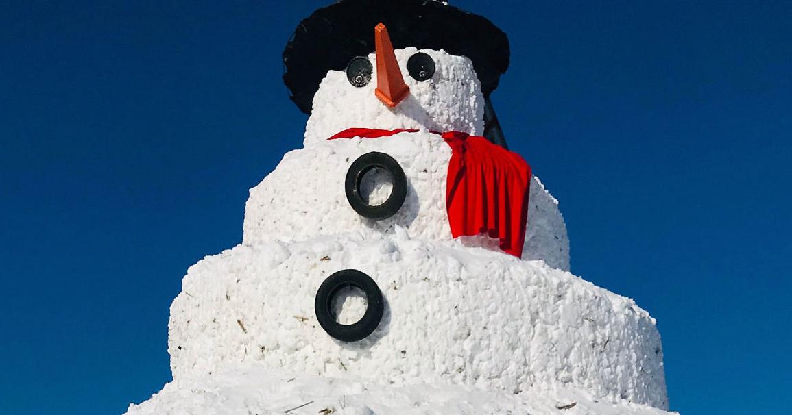 BRF man builds what he believes is Wisconsin's largest snowman | Front ...