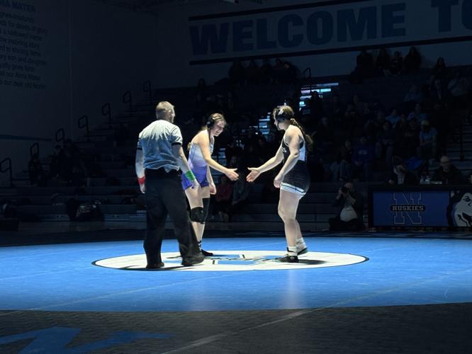 North boys dominate Memorial on mat, retain crosstown trophy for fifth ...