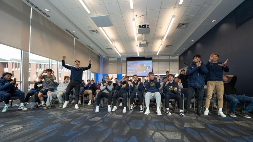 Getting the Call: Blugold men's soccer is tournament bound | Sports ...