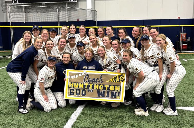 600: UWEC's Huntington earns milestone softball win | Sports ...