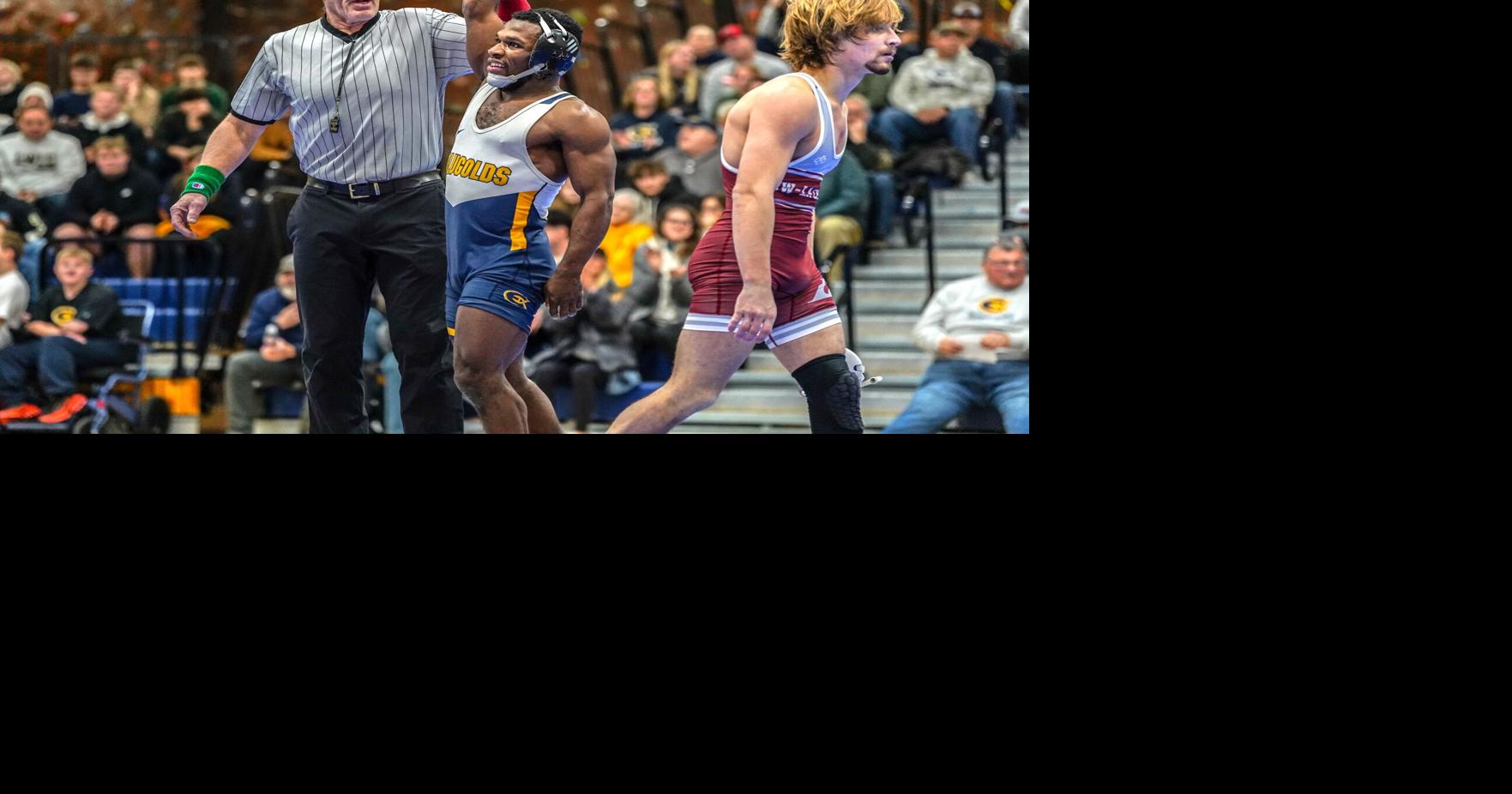 SECOND CHANCE: 32-year-old wrestler makes most of opportunity at UWEC ...