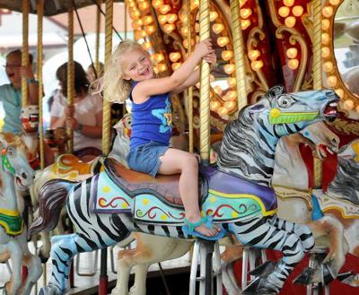 Northern Wisconsin State Fair draws crowds as fairgoers flock to midway ...