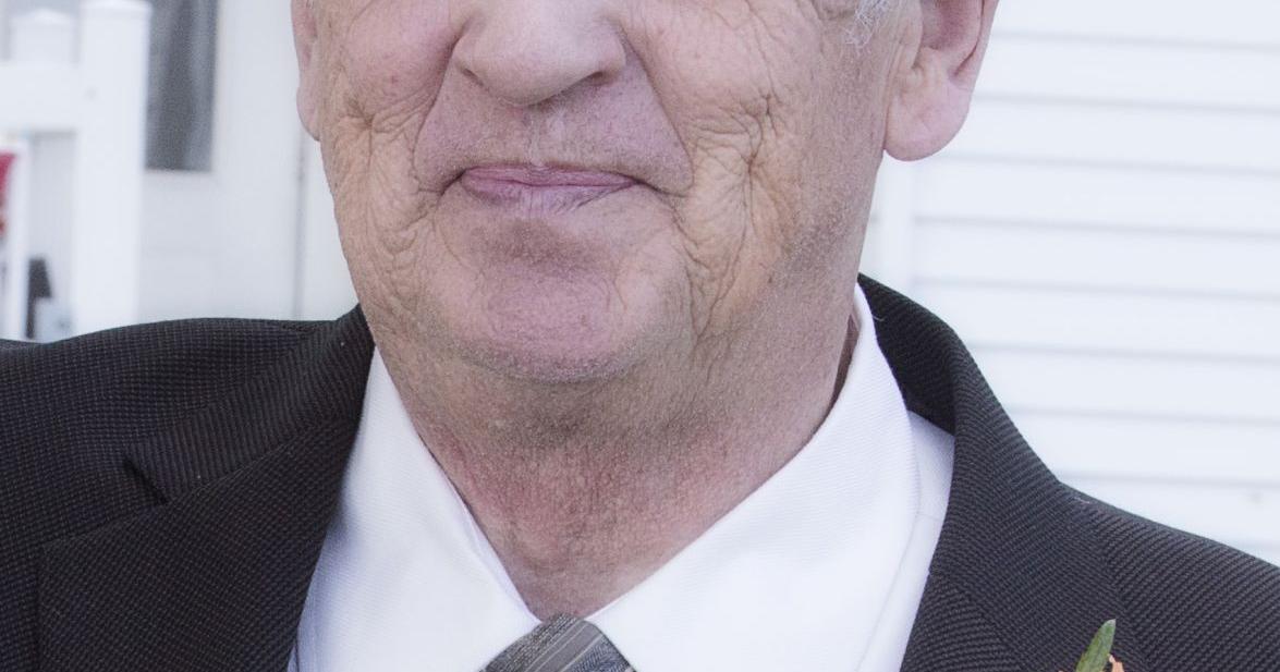 Robert Wolniak | Obituaries | leadertelegram.com