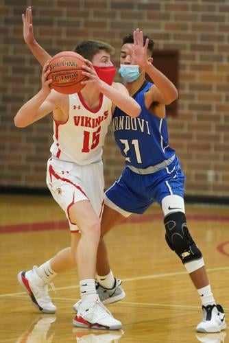 Prep boys hoops: Colfax successfully navigates coaching change on short ...