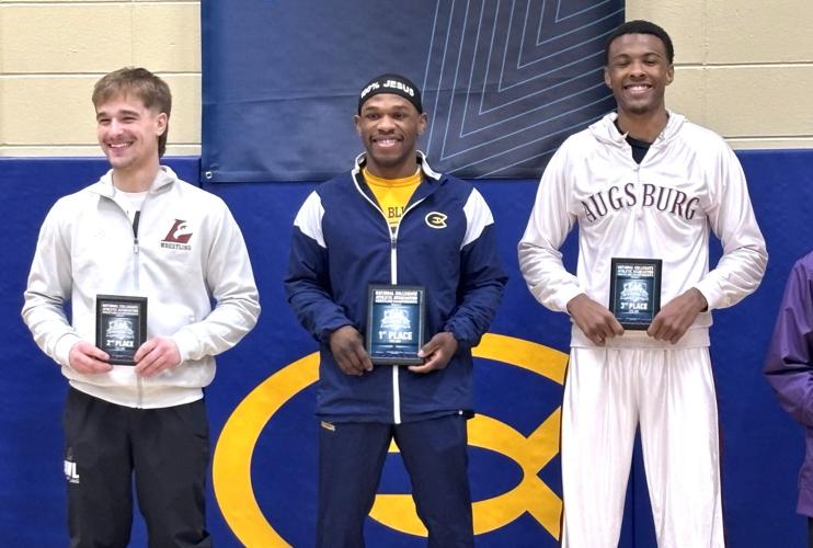 Balsiger wins title to lead Blugolds at NCAA DIII wrestling regional ...