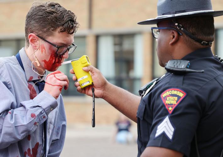 Mock trauma response teaches life-saving lesson | Front Page ...