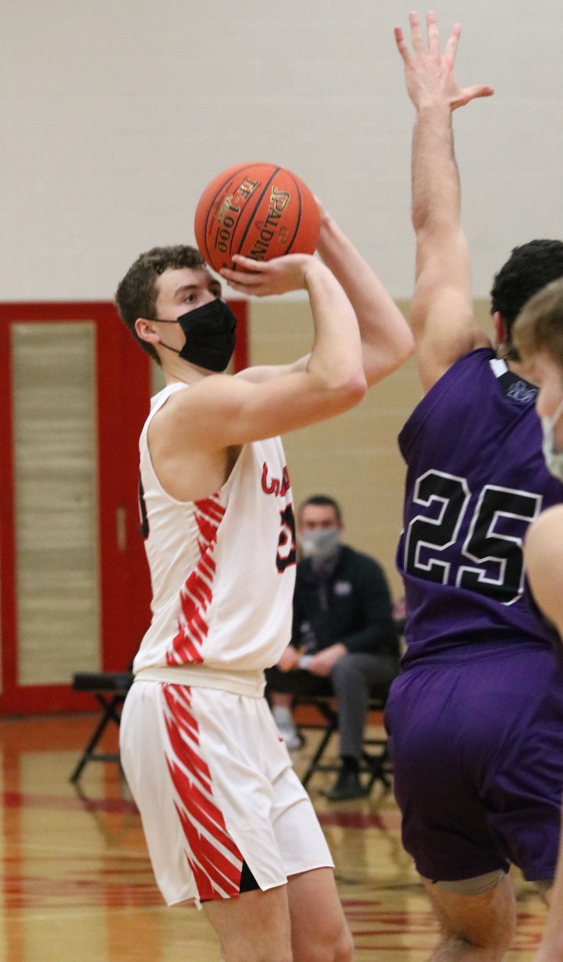 Photo gallery: Eau Claire Memorial at Chippewa Falls boys basketball ...