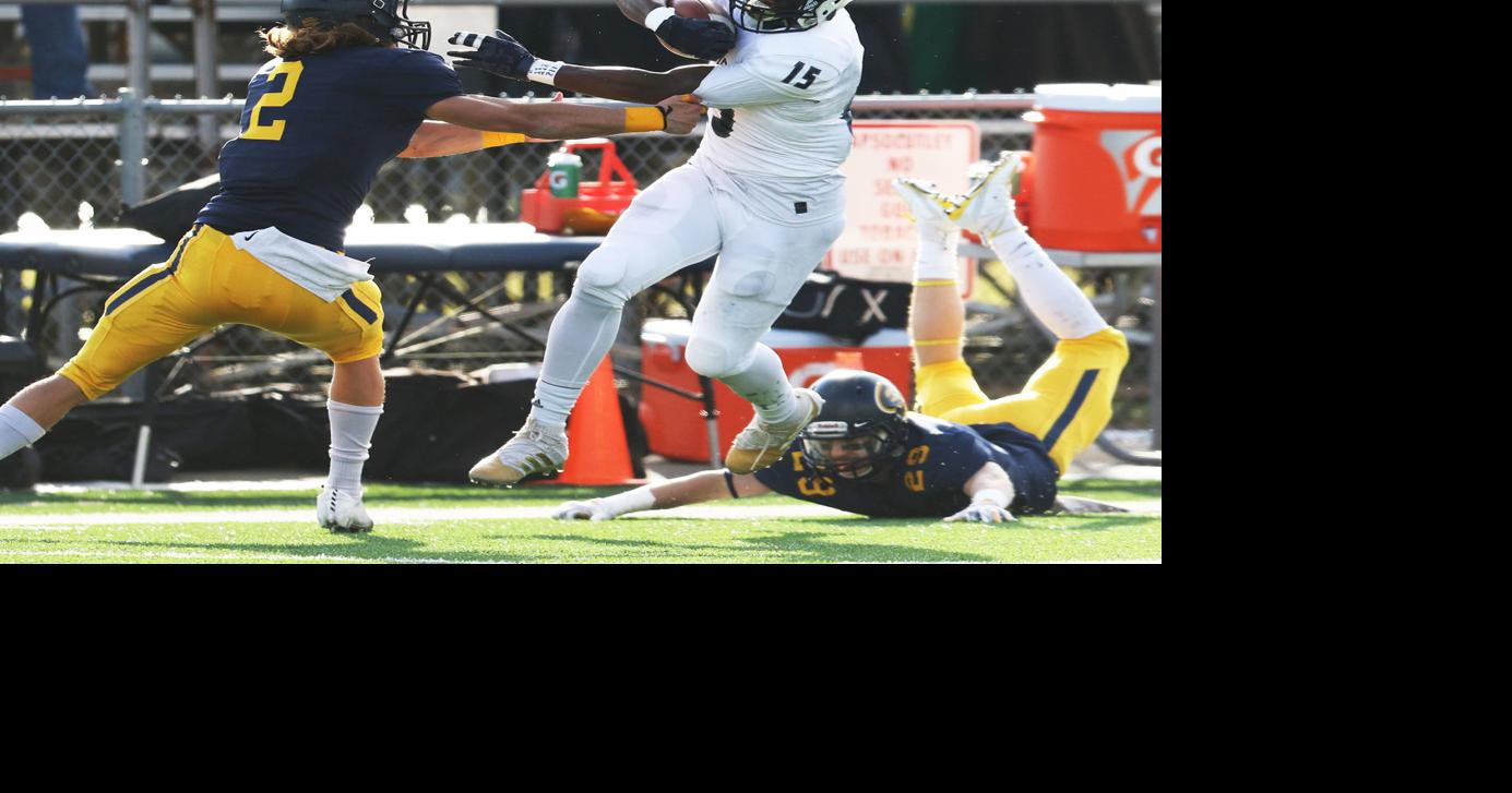 College football: Busted trophy no bad omen as Stout wins War on I-94 ...