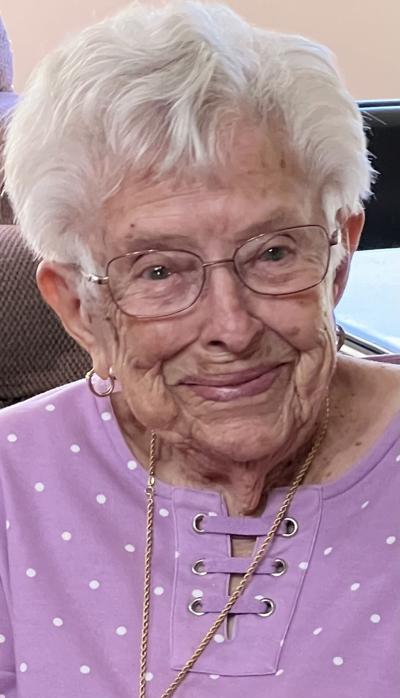 Violet Kennedy | Obituaries | leadertelegram.com