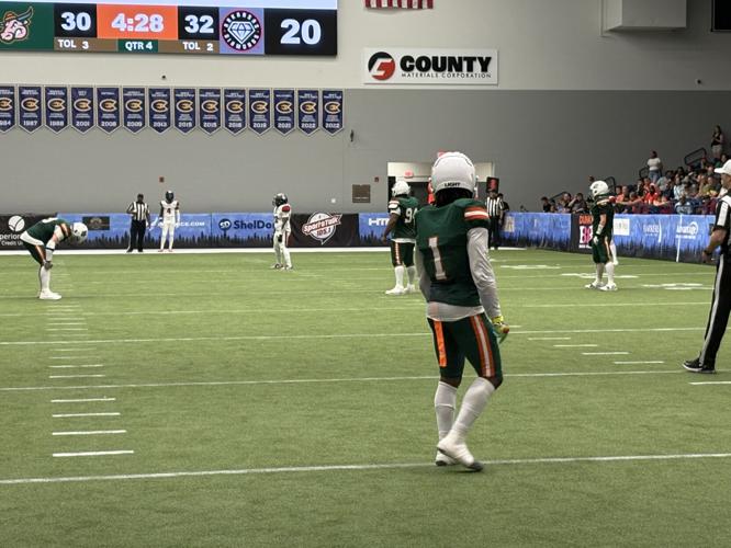 Eau Claire Axemen come up short in home opener loss | Sports ...