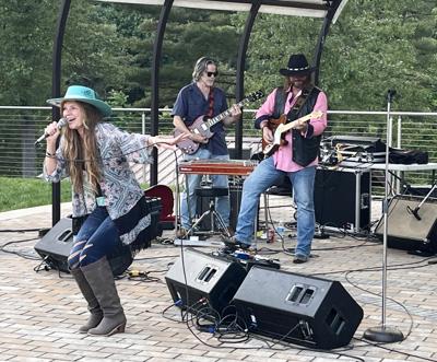 EllieMay Kay of Nashville North pays it forward to future musicians ...