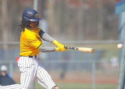 Blugolds close season with pair of defeats to Eagles | Sports ...