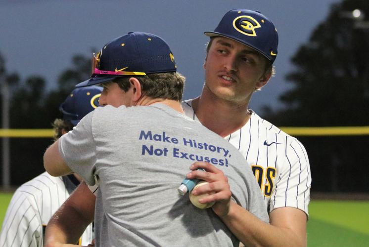 College baseball: Moore throws no-hitter as Blugolds split doubleheader ...
