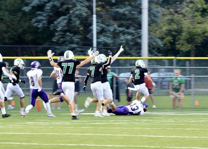 Fast start boosts Regis past Panthers in battle of unbeatens | Sports ...