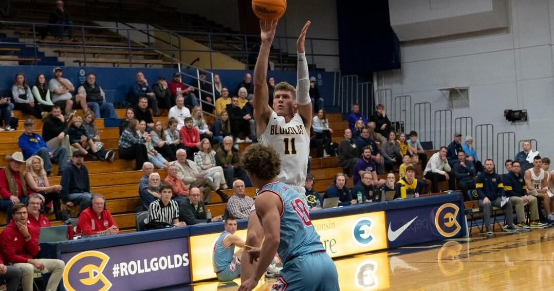 Tebon's 37 points boost Blugolds past Raiders | Sports | leadertelegram.com