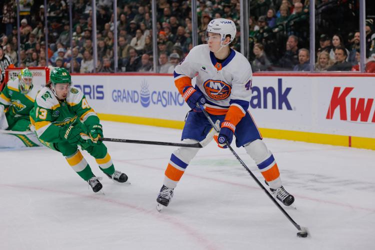 Simon Holmstrom's second goal gives Islanders a 4-3 overtime win over ...