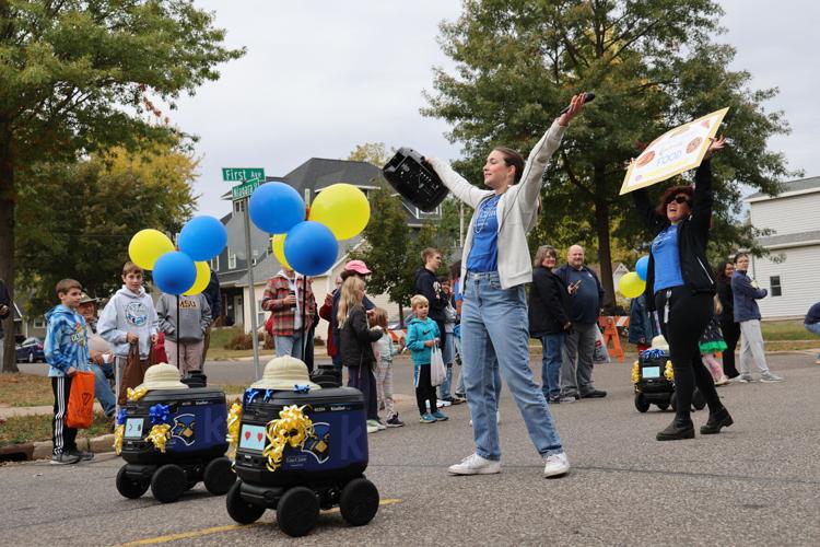 Photos: UWEC parades downtown for Homecoming weekend | Local News ...