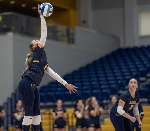 Photos: UWEC volleyball | Local Colleges | leadertelegram.com