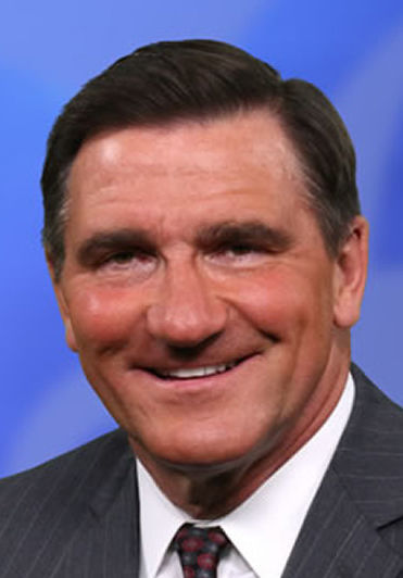 TV anchor, Packers announcer embraces rural roots | Country Life ...