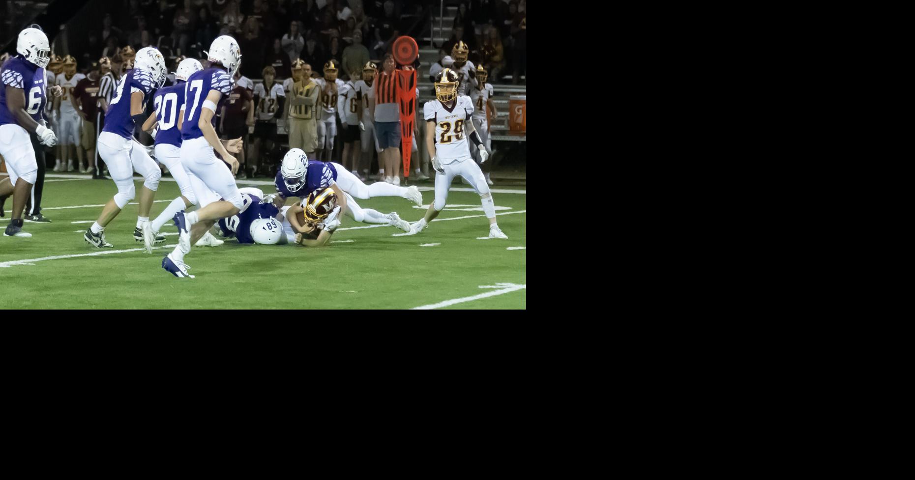 Mustangs dominate in 45-16 win over Memorial | Sports | leadertelegram.com
