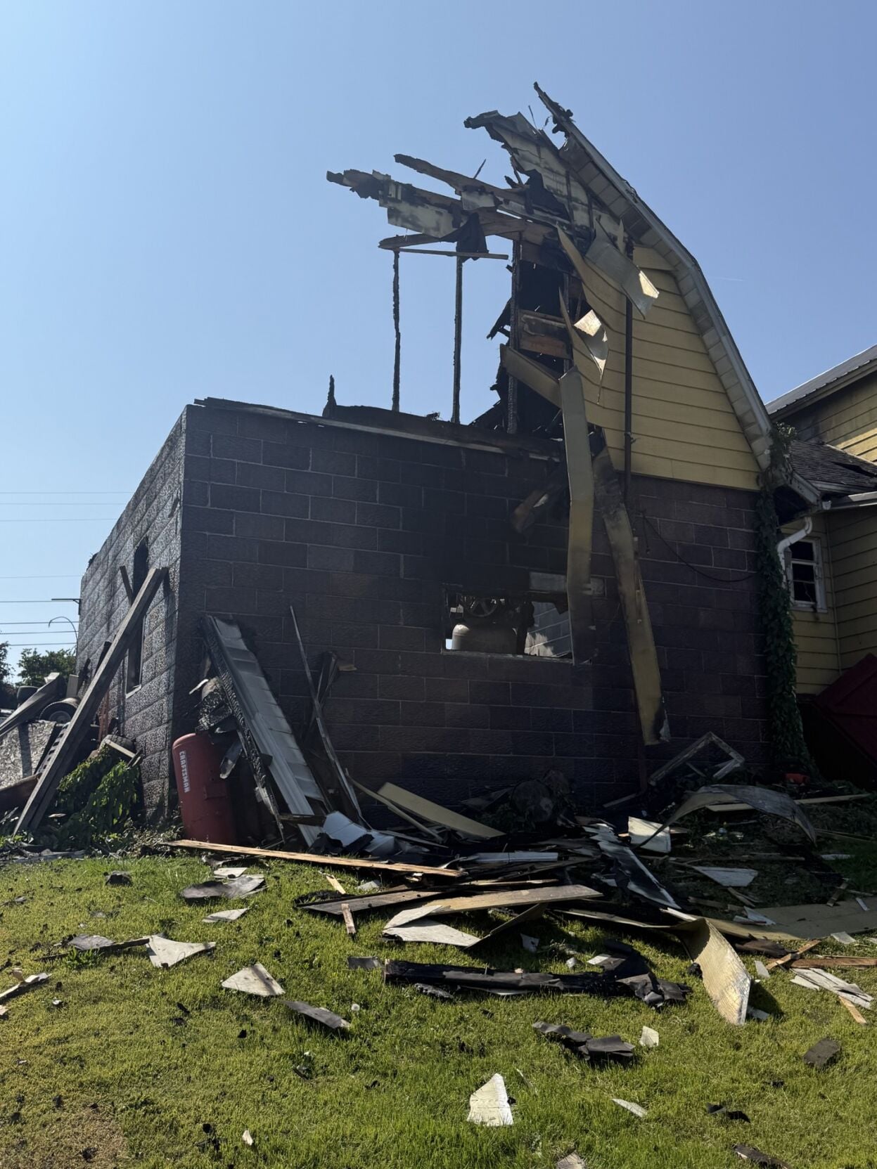 Structure fire in Distant | News | leadertimes.com