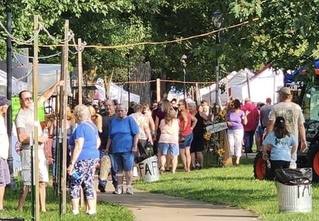 Fort Armstrong Folk Festival kicks off in K-Town | News | leadertimes.com