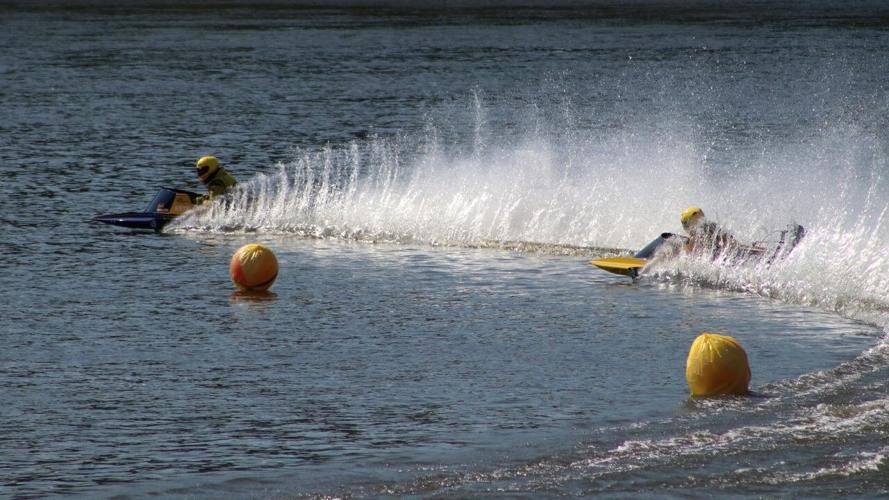 More than 100 powerboat racers to participate in Riverbration ...