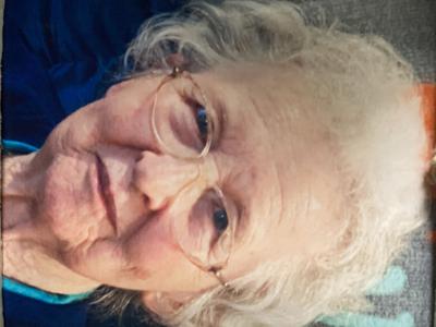 Julia Labay | Obituaries | leadertimes.com