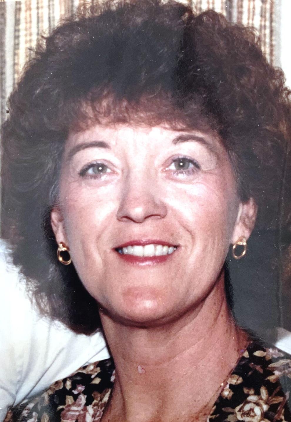 Beverly Kay McCoy | Obituaries | leadertimes.com