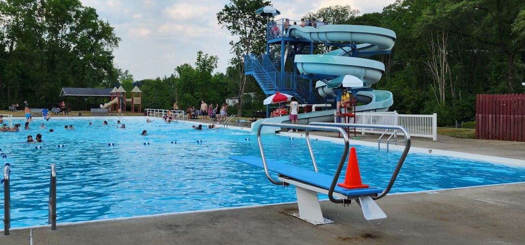 Belmont Complex Pool opens to warm weather and crowds | News ...