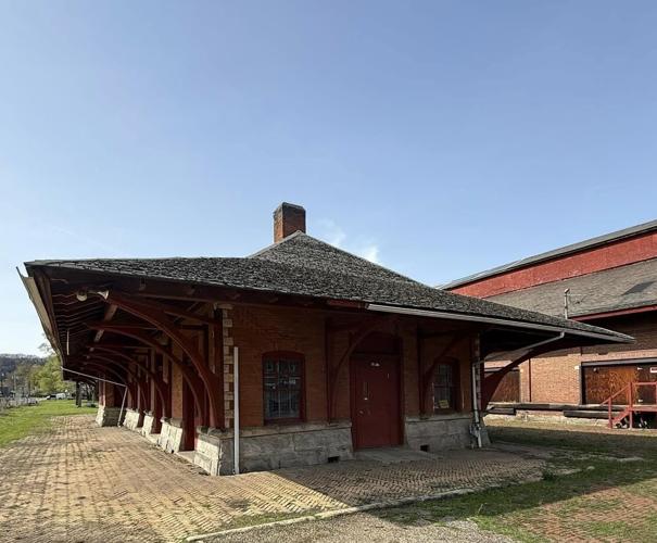 New sign installed at historic local train station | News | leadertimes.com