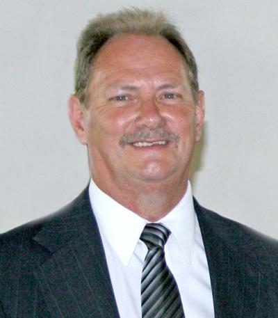 Russell E. Hawk Jr. | Obituaries | leadertimes.com