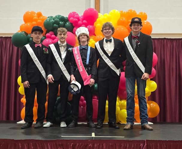 Lenape Technical School holds its grand march and prom | News ...